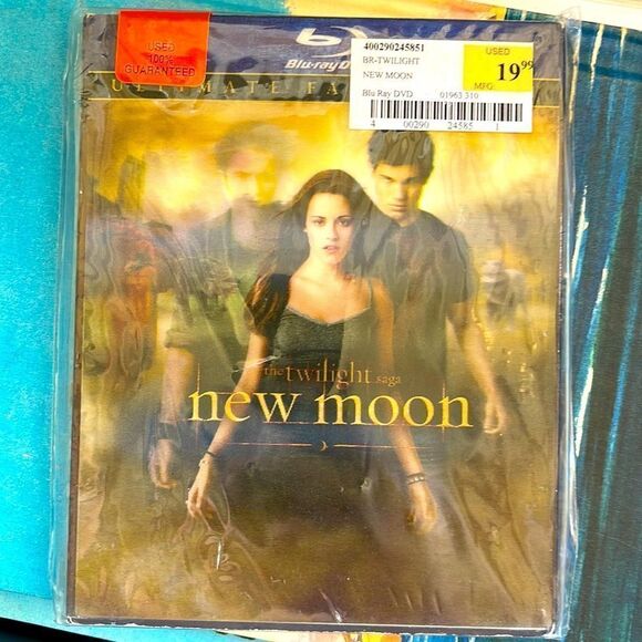 Media | Bluraydvdtwilightnewmoon | Poshmark